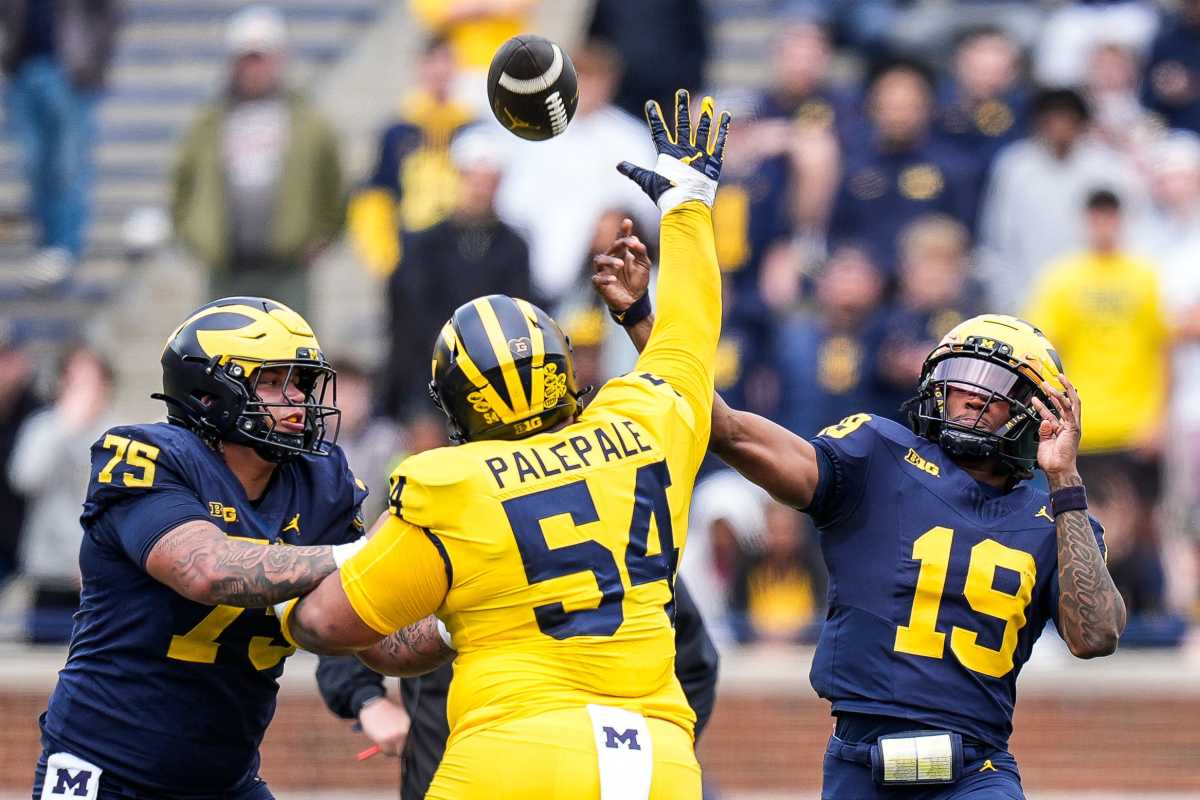 Football Fans React To Bryce Underwood's Spring Game Performance - The Spun