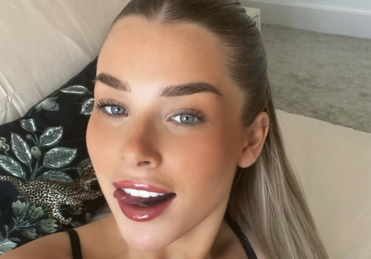 'Stunning' Women's Soccer Player Stuns With Swimsuit Photo - The Spun