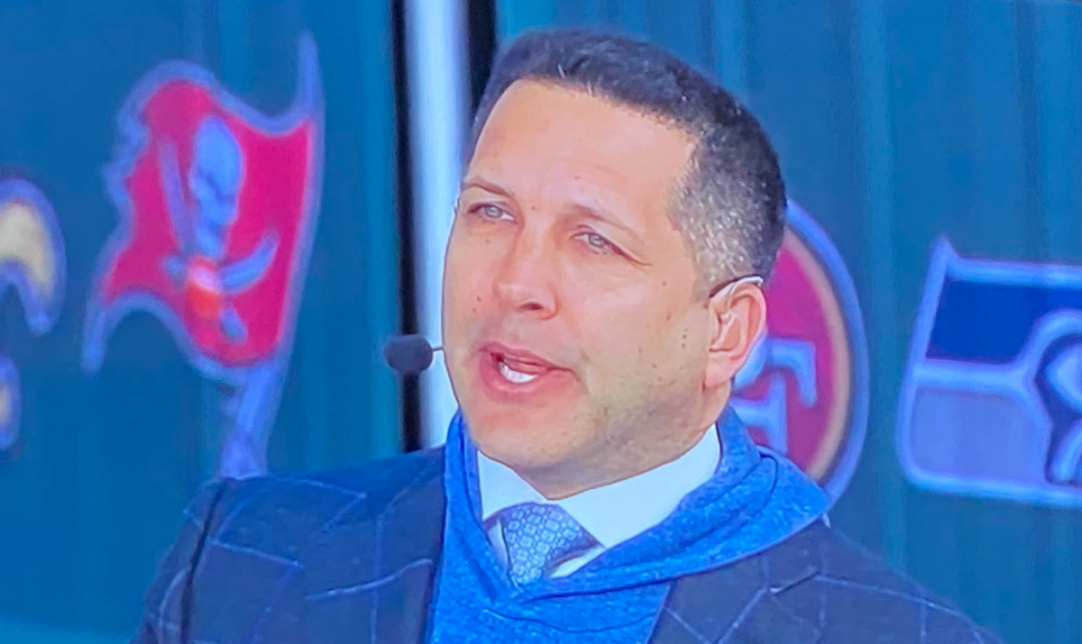 Adam Schefter Gets Ripped For 'Insane' NFL Draft Outfit - The Spun Adam Schefter Gets Ripped For 'Insane' NFL Draft Outfit - The Spun
