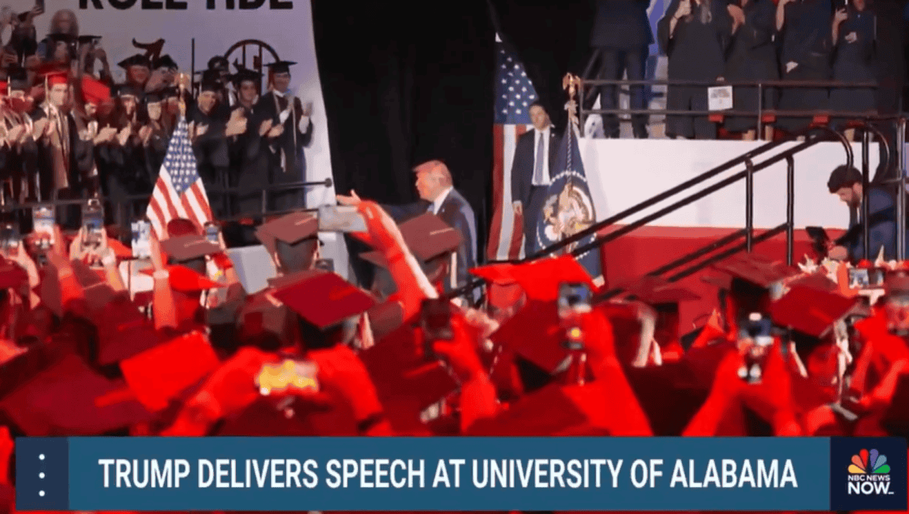 Video: University Of Alabama Crowd Reaction To President Trump Goes ...