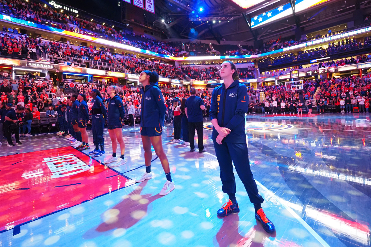 The Indiana Fever Stand Out In WNBA For National Anthem Behavior - The Spun