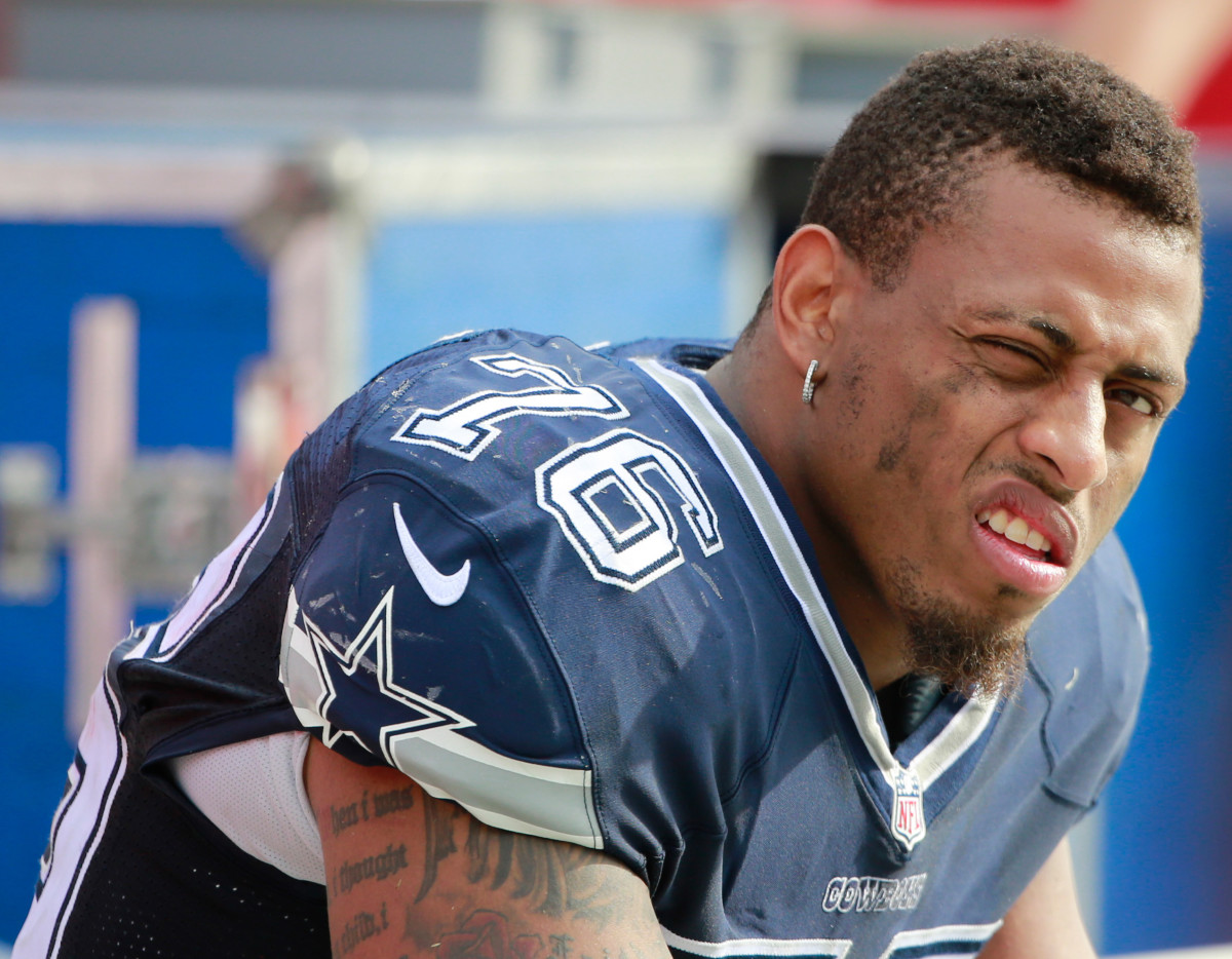 Former NFL Star Greg Hardy's Mugshot Is Going Viral - The Spun