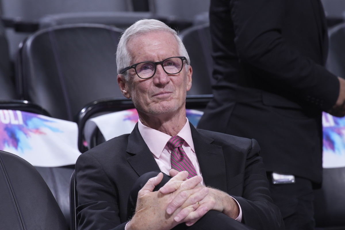 ESPN's Mike Breen Under Fire For 'Disappointing' NBA Finals Performance - The Spun