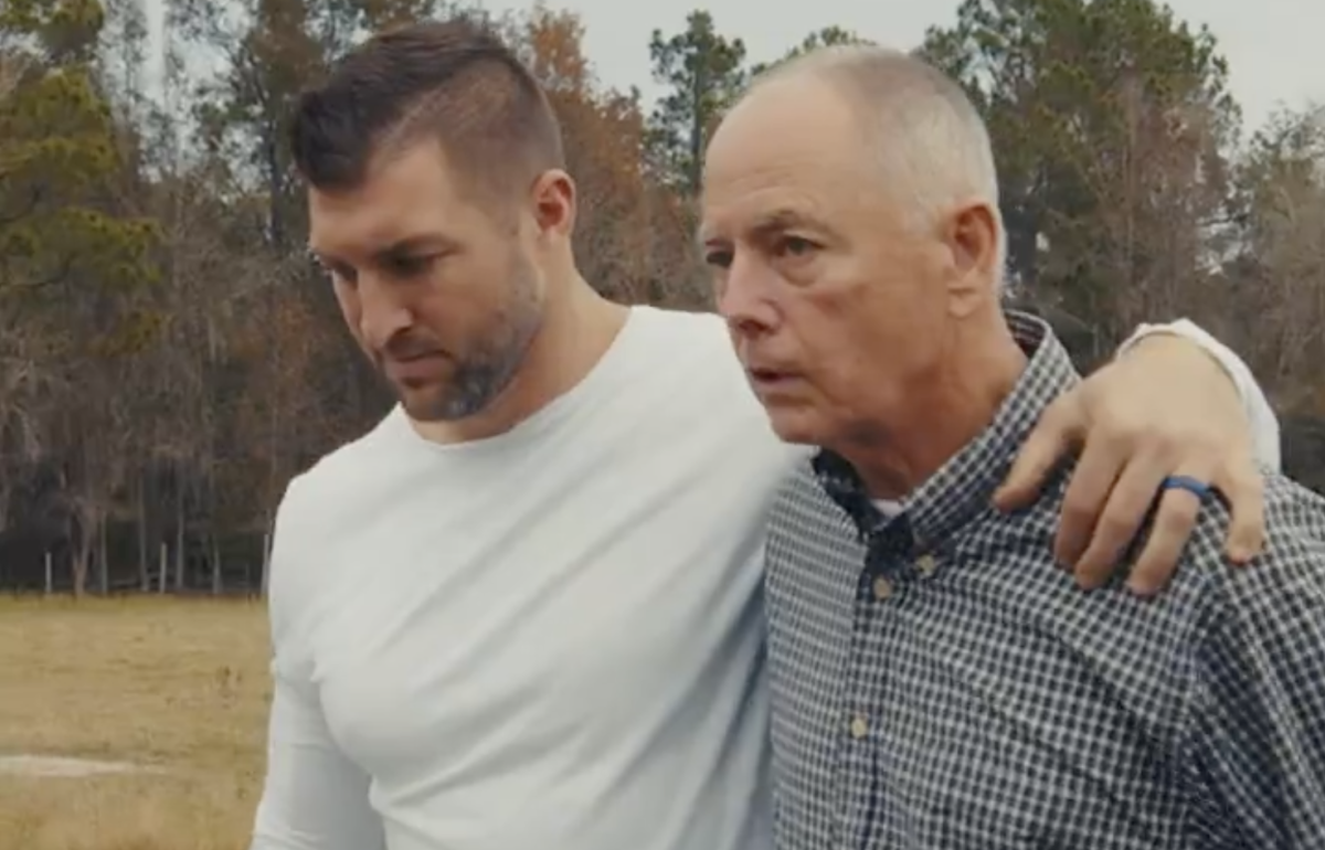 Tim Tebow Issues Scary Father's Day 'Warning' - The Spun