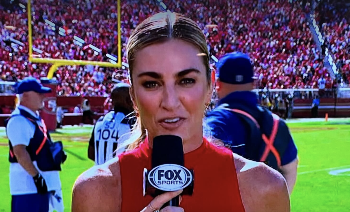 Erin Andrews Goes Viral In Red Hot Outfit On Sunday The Spun