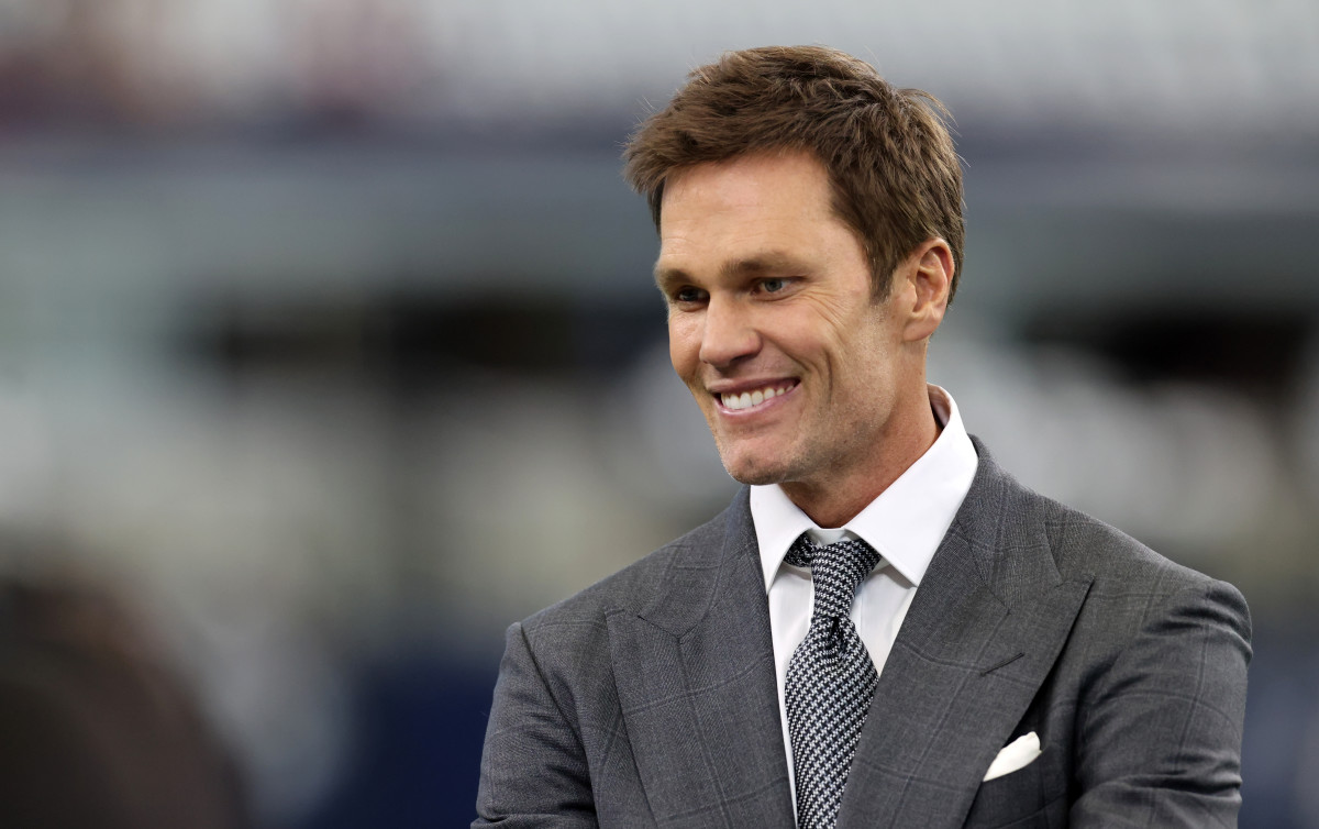Tom Brady Predicted To Leave FOX Announcing Job After The Season - The Spun Tom Brady Predicted To Leave FOX Announcing Job After The Season - The Spun