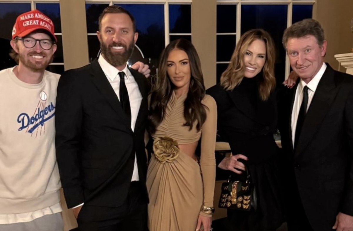 Wayne Gretzky Isn't Shy About Where He Stands Politically - The Spun