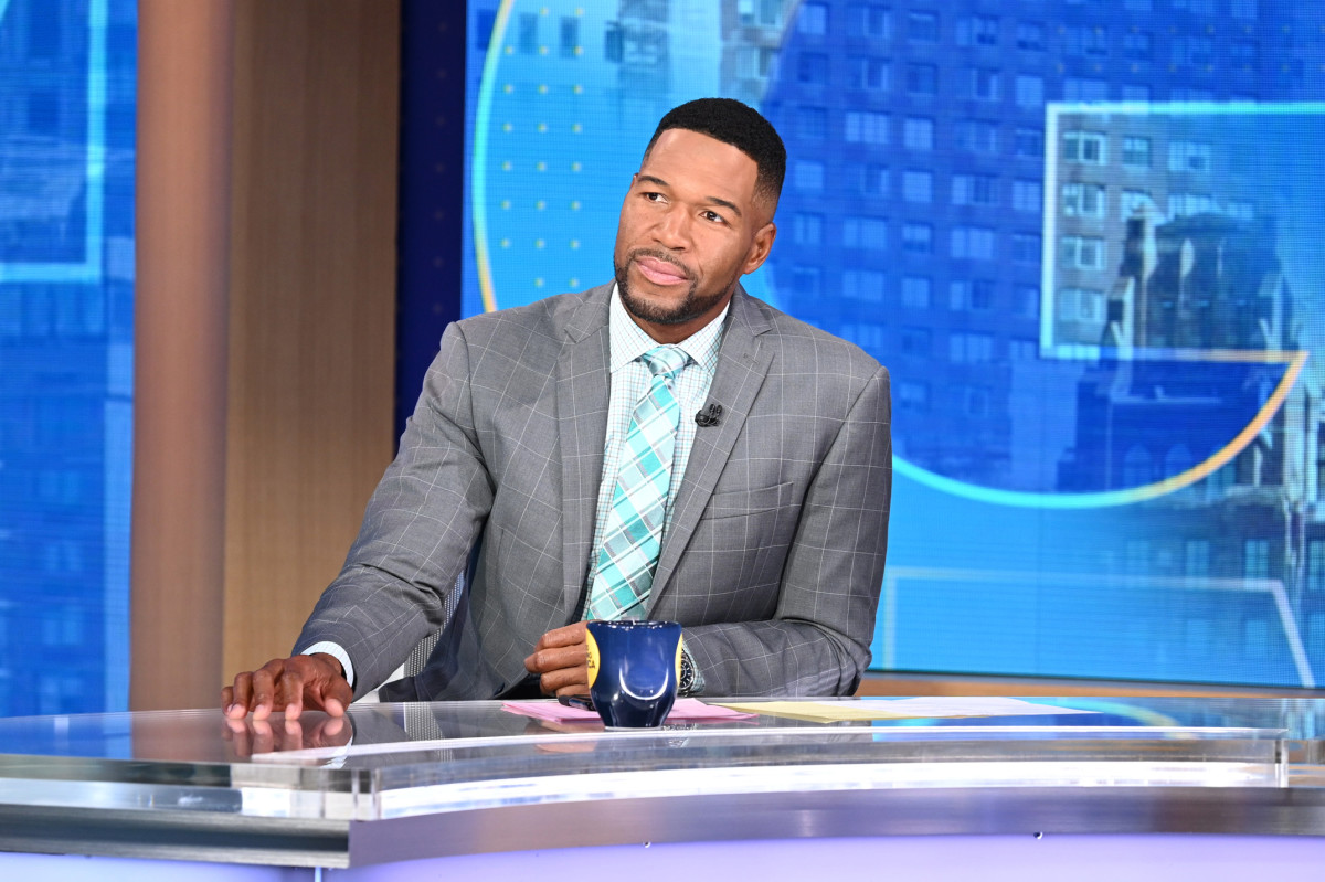 Congratulations Pouring In For Michael Strahan On Monday - The Spun