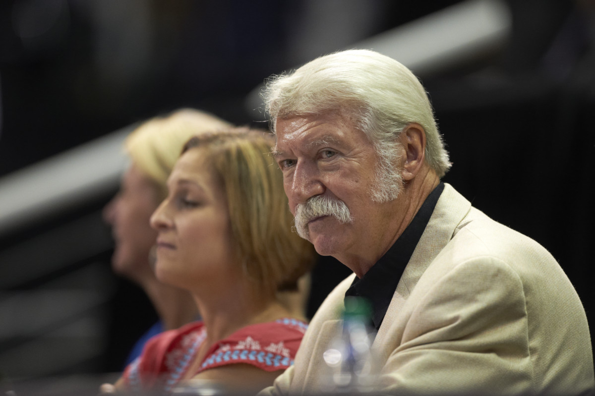 Legendary Olympic Gymnastics Coach Bela Karolyi Has Passed Away At 82 ...