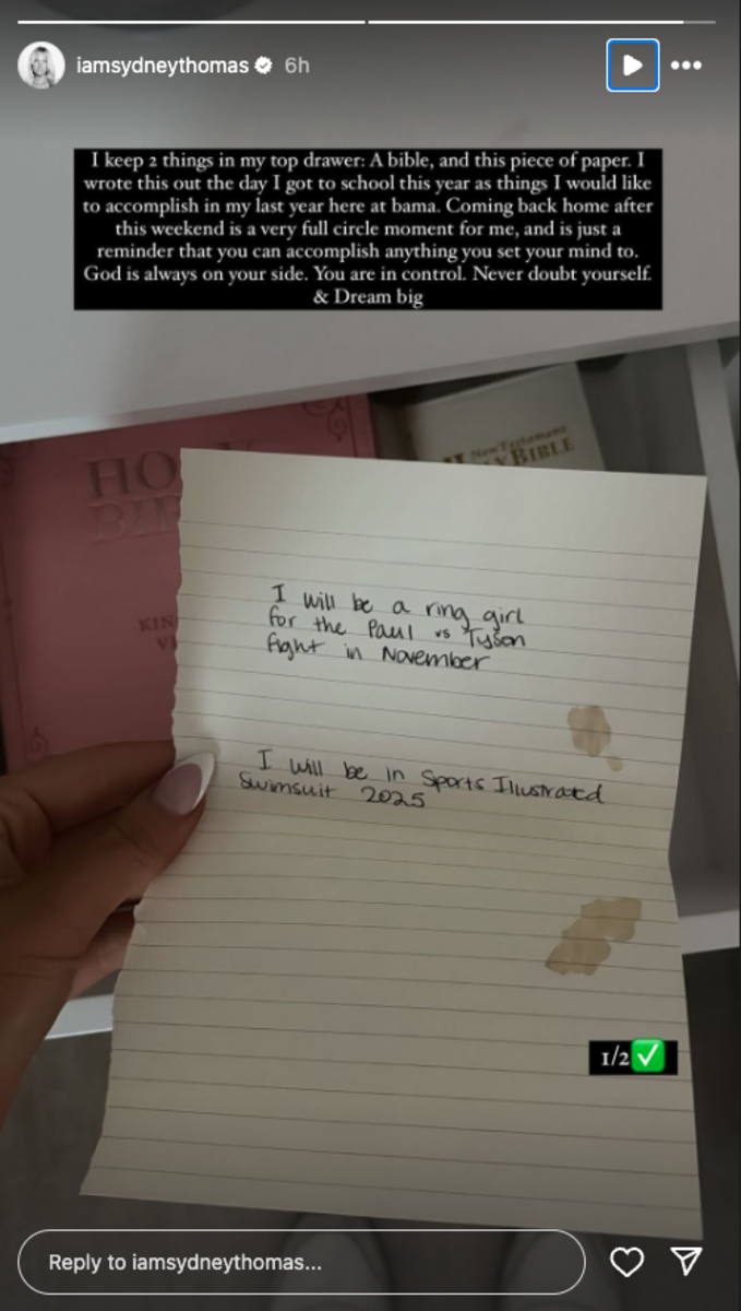 Ring Girl Sydney Thomas Shares Next Goal After Going Viral At Jake Paul ...