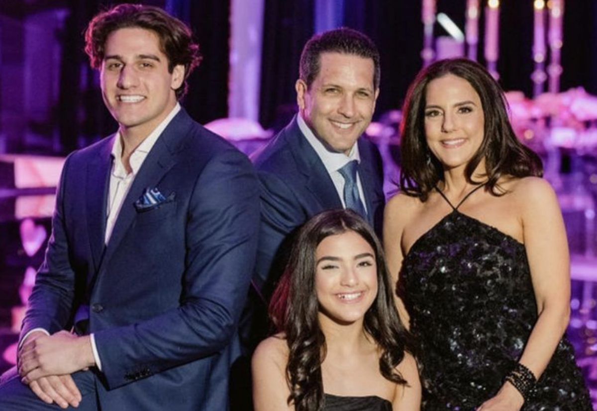 Meet The Wife Of ESPN NFL Insider Adam Schefter - The Spun