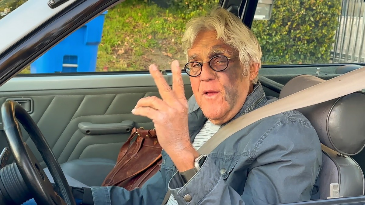 Legendary Comedian Jay Leno Ditches Eye Patch To Show Severely Bruised