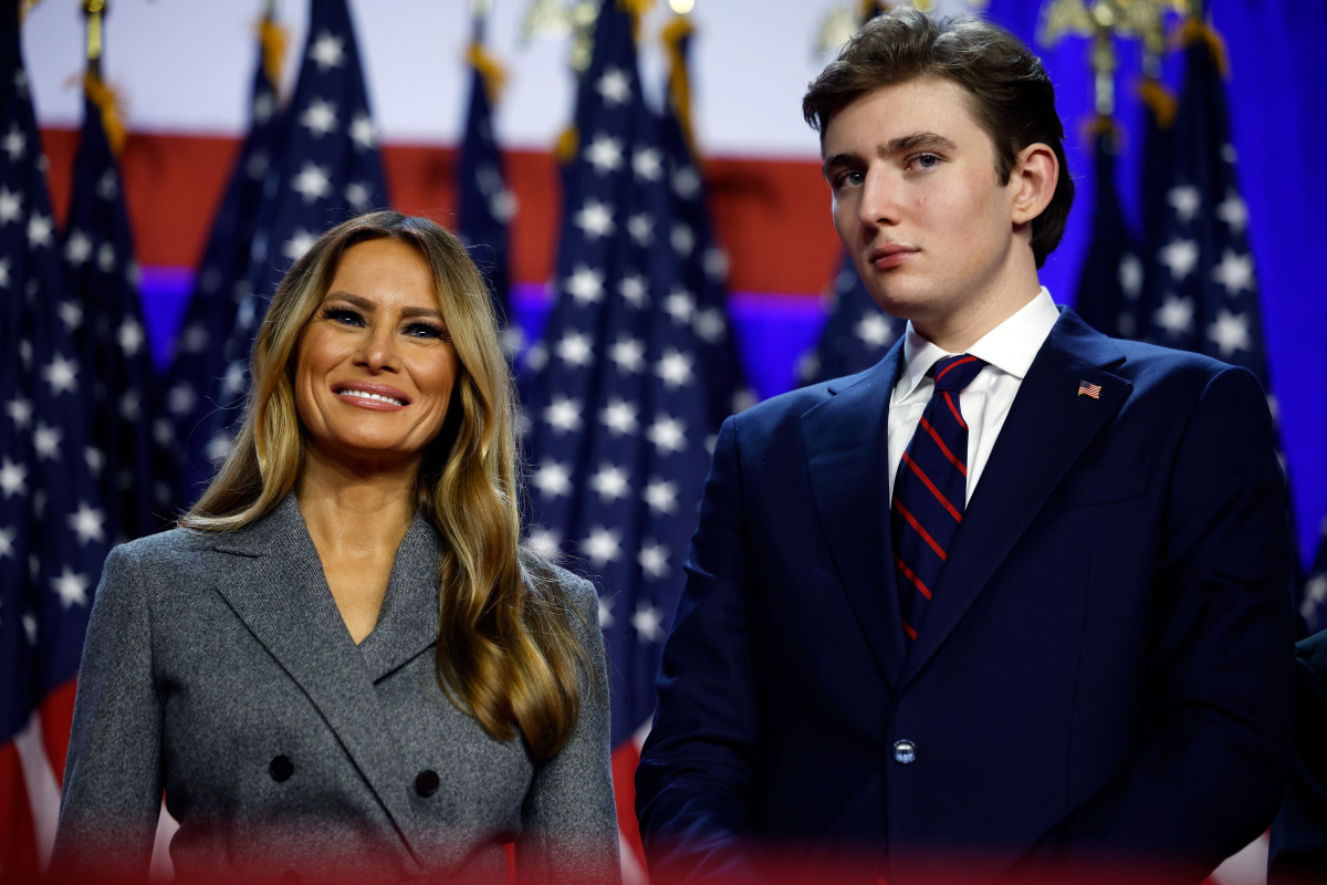 Melania Trump Makes Big Decision On Barron's College Life - The Spun