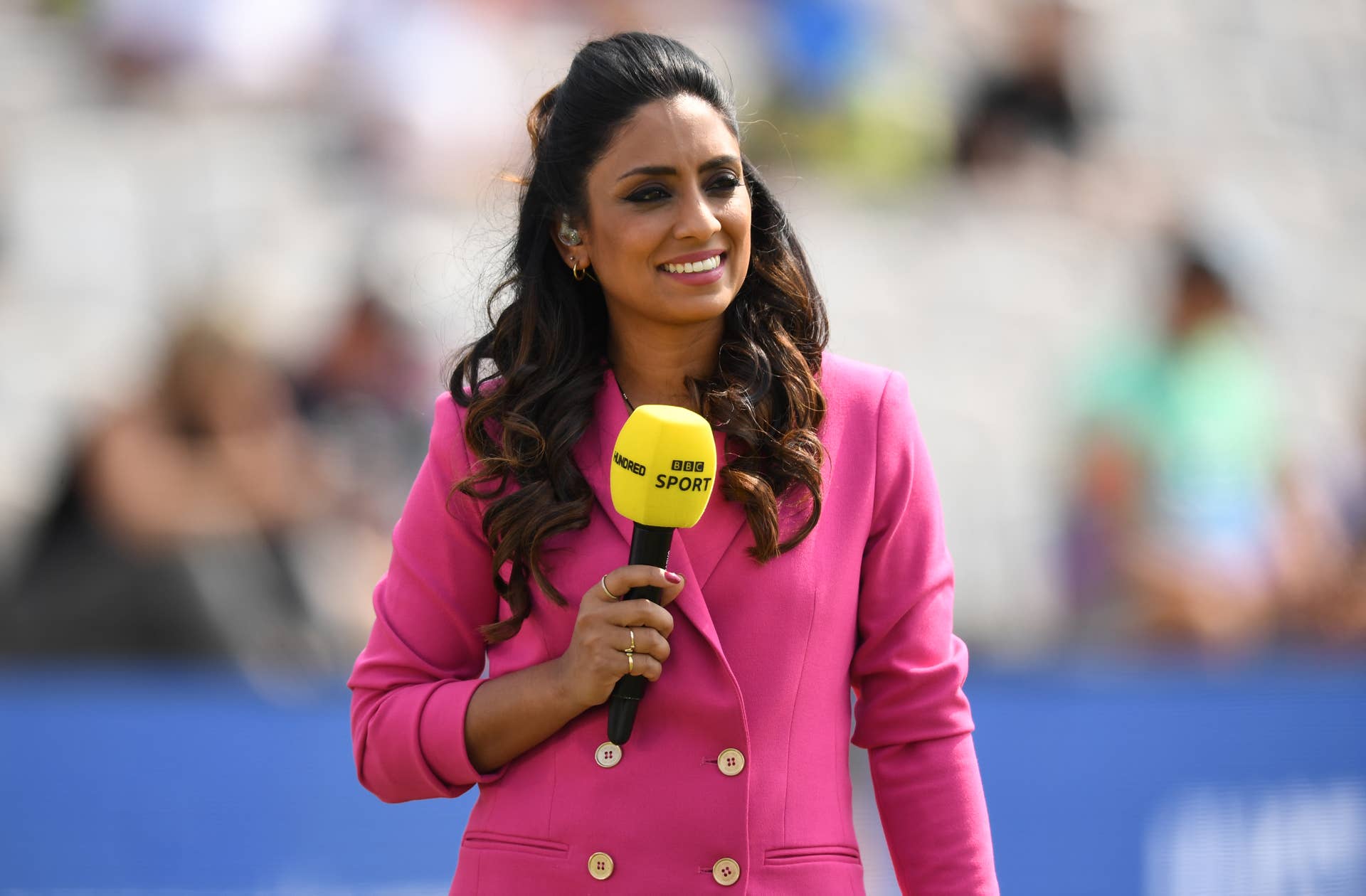 FOX Sports Commentator Apologizes For Her 'Primate' Remark - The Spun