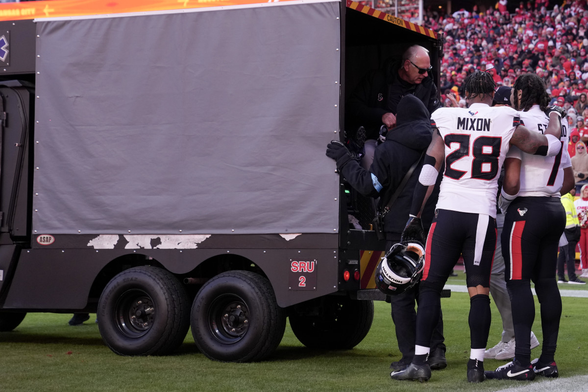 New Diagnosis For Tank Dell's Horrific Injury Has Been Revealed - The Spun