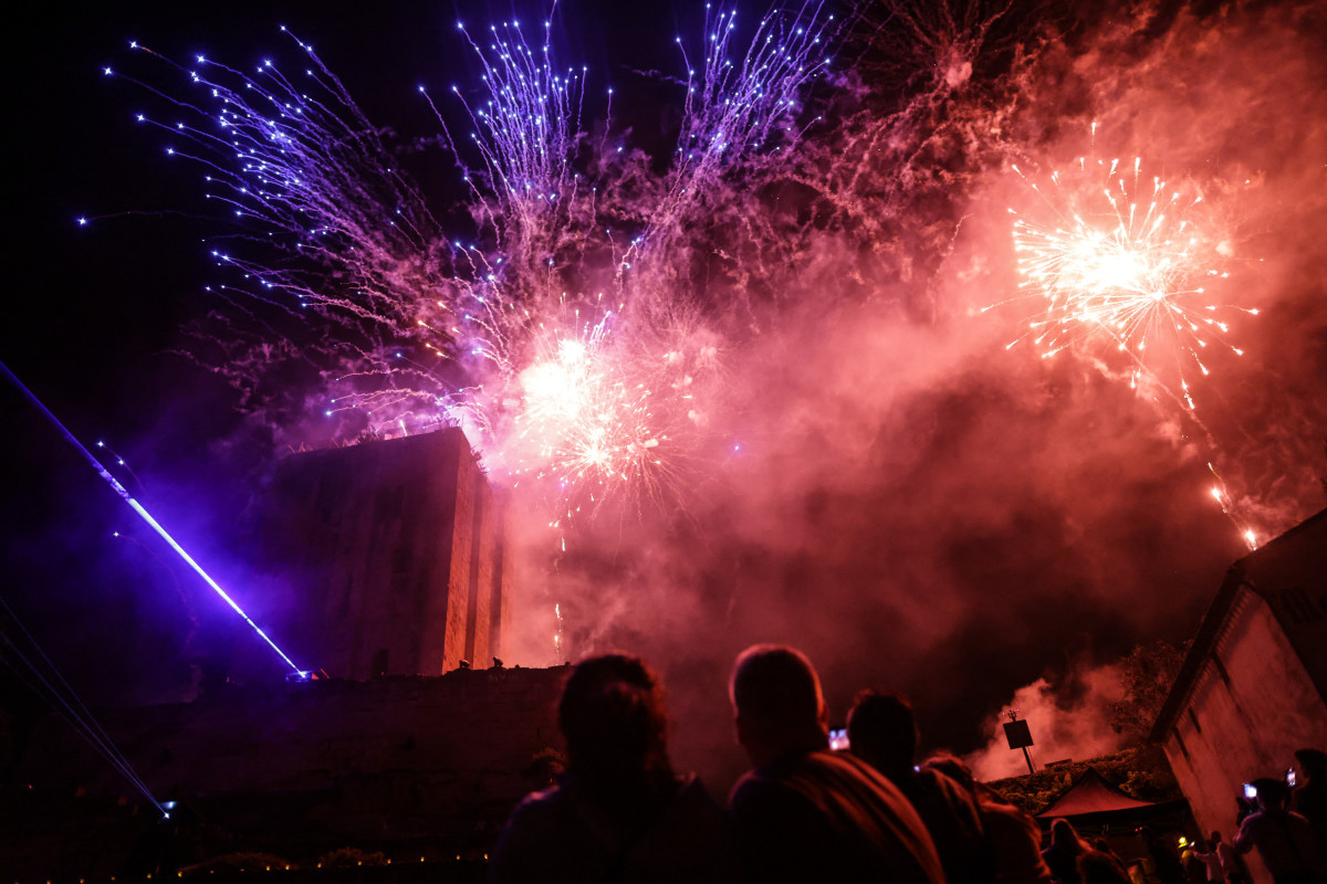 Three People Killed In New Year's Eve Fireworks Explosion - The Spun