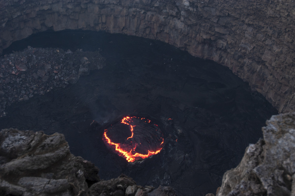 Report: Volcano Near U.S. City Could Erupt Soon - The Spun