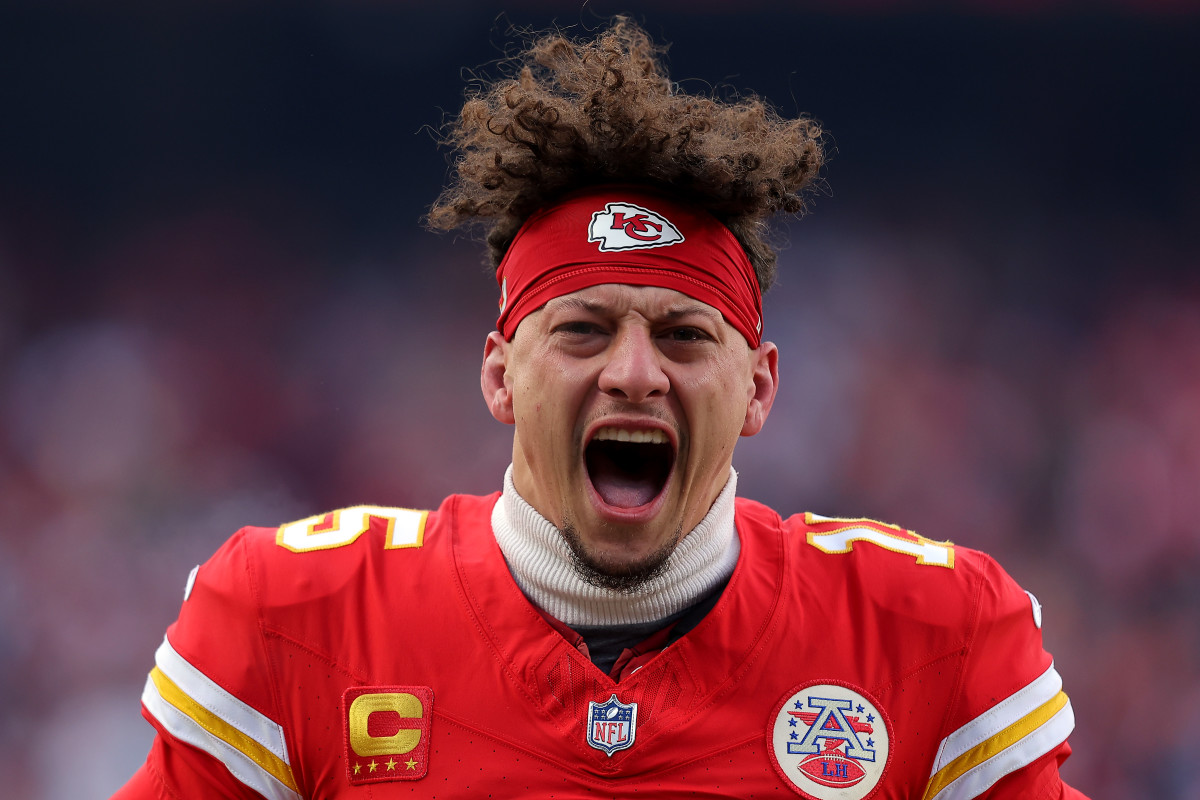 Patrick Mahomes Is 'Ruining' His Legacy With His Behavior On Field - The Spun
