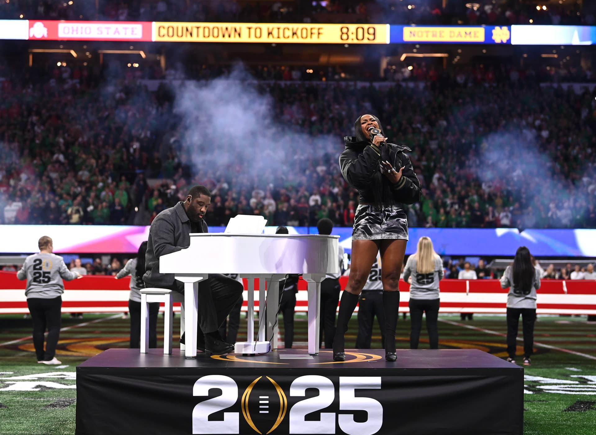 '10/10' - Fans Loved National Anthem Before Ohio State-Notre Dame - The ...
