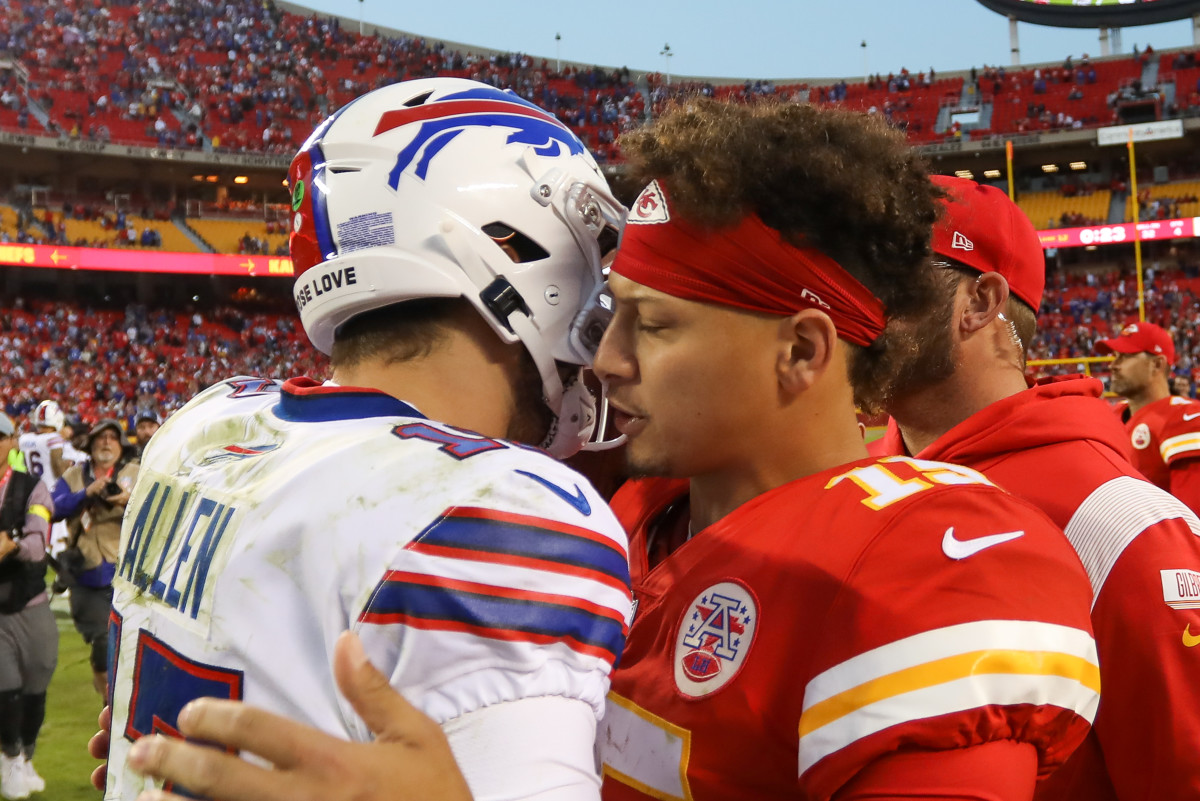 Patrick Mahomes Issued Apology To Josh Allen Immediately After Game - The Spun