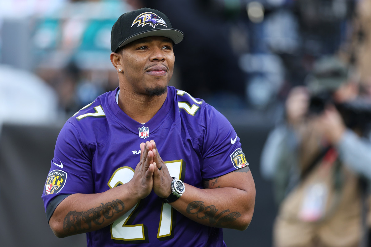 Ray Rice Named Head Coach Of Major High School Football Team - The Spun