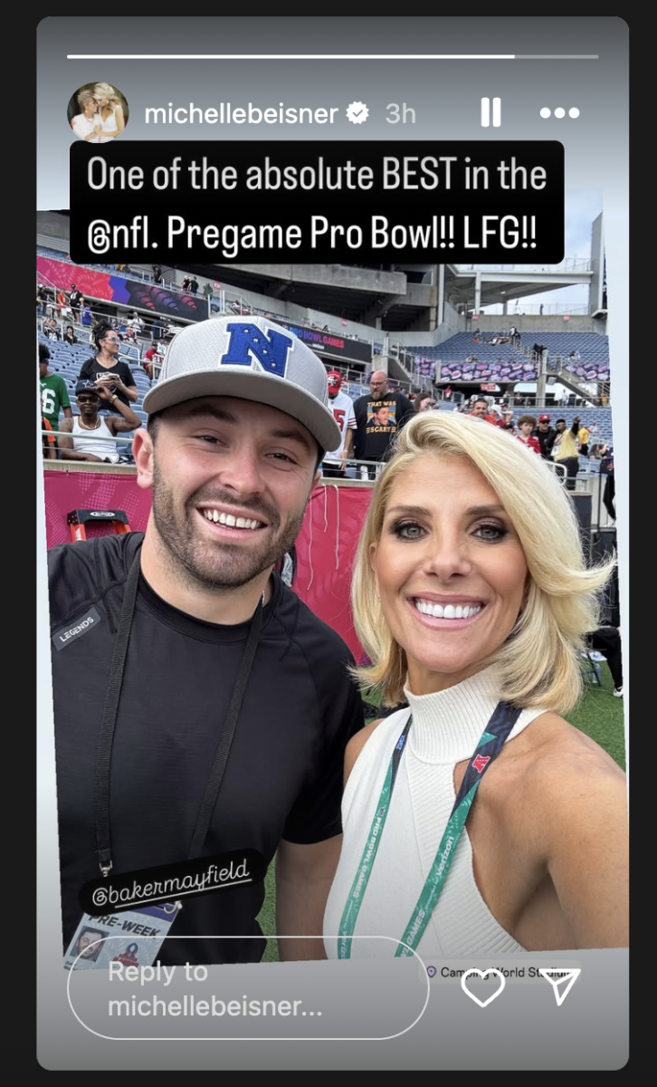 Joe Buck's Wife Turns Heads With Outfit At The Pro Bowl Sunday - The Spun