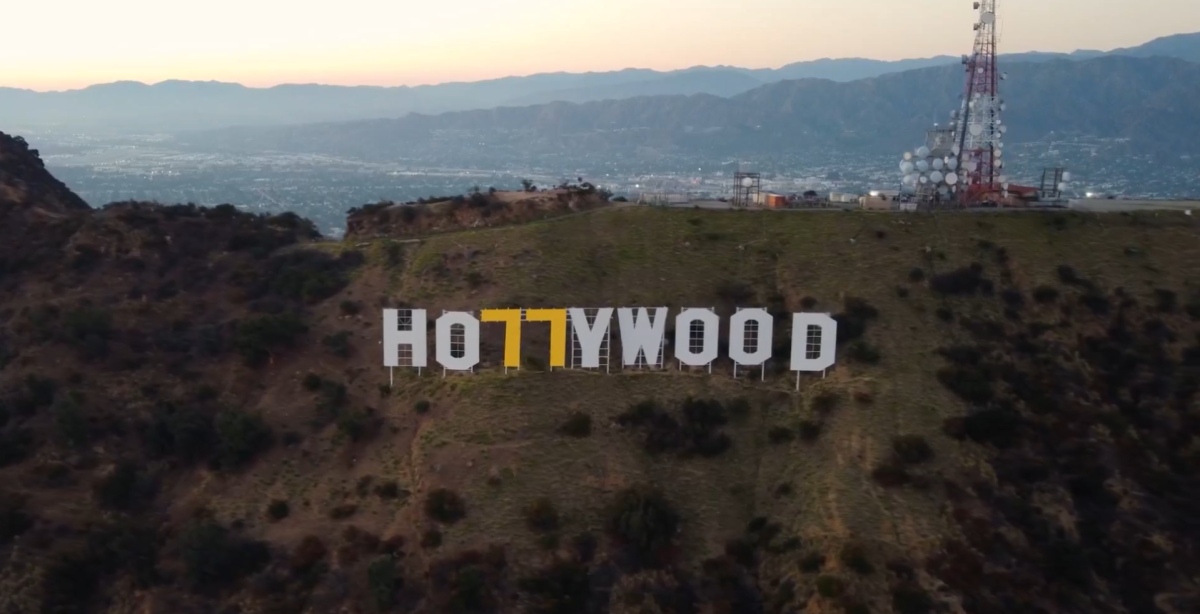 The Famous Hollywood Sign Is Ready For Luka Doncic's Lakers Debut - The ...