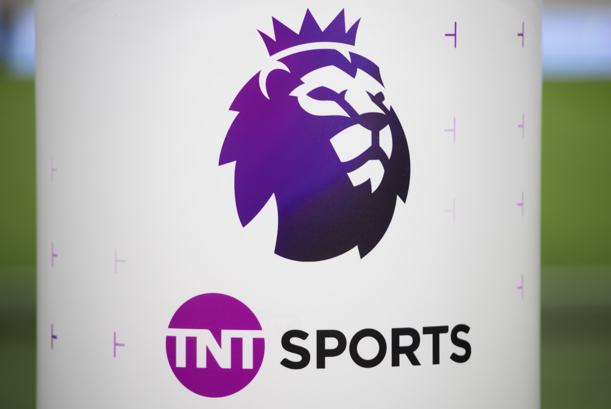 Stunning' TNT Sports Host Is Grabbing Everyone's Attention - The Spun