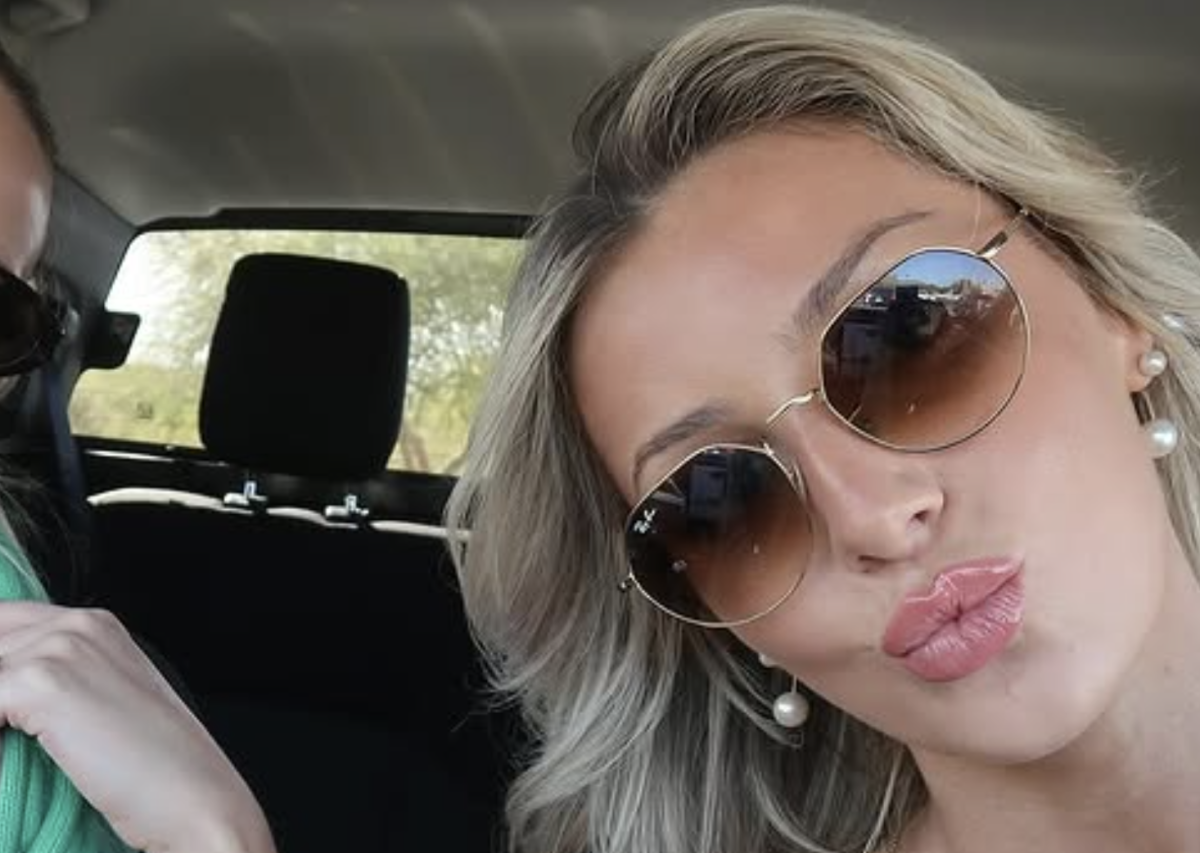 Jake Knapp's Girlfriend Turns Heads With Golf Course Outfit - The Spun