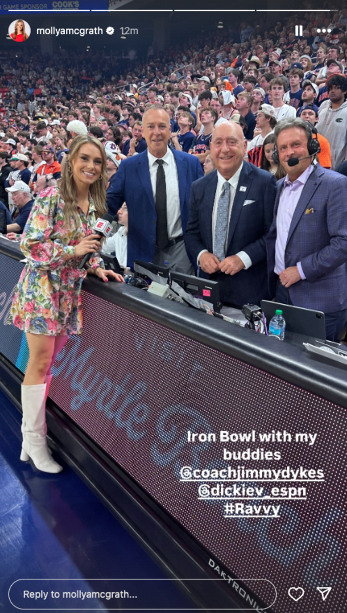 ESPN Reporter Molly McGrath Turns Heads In 'Stunning' Dress - The Spun