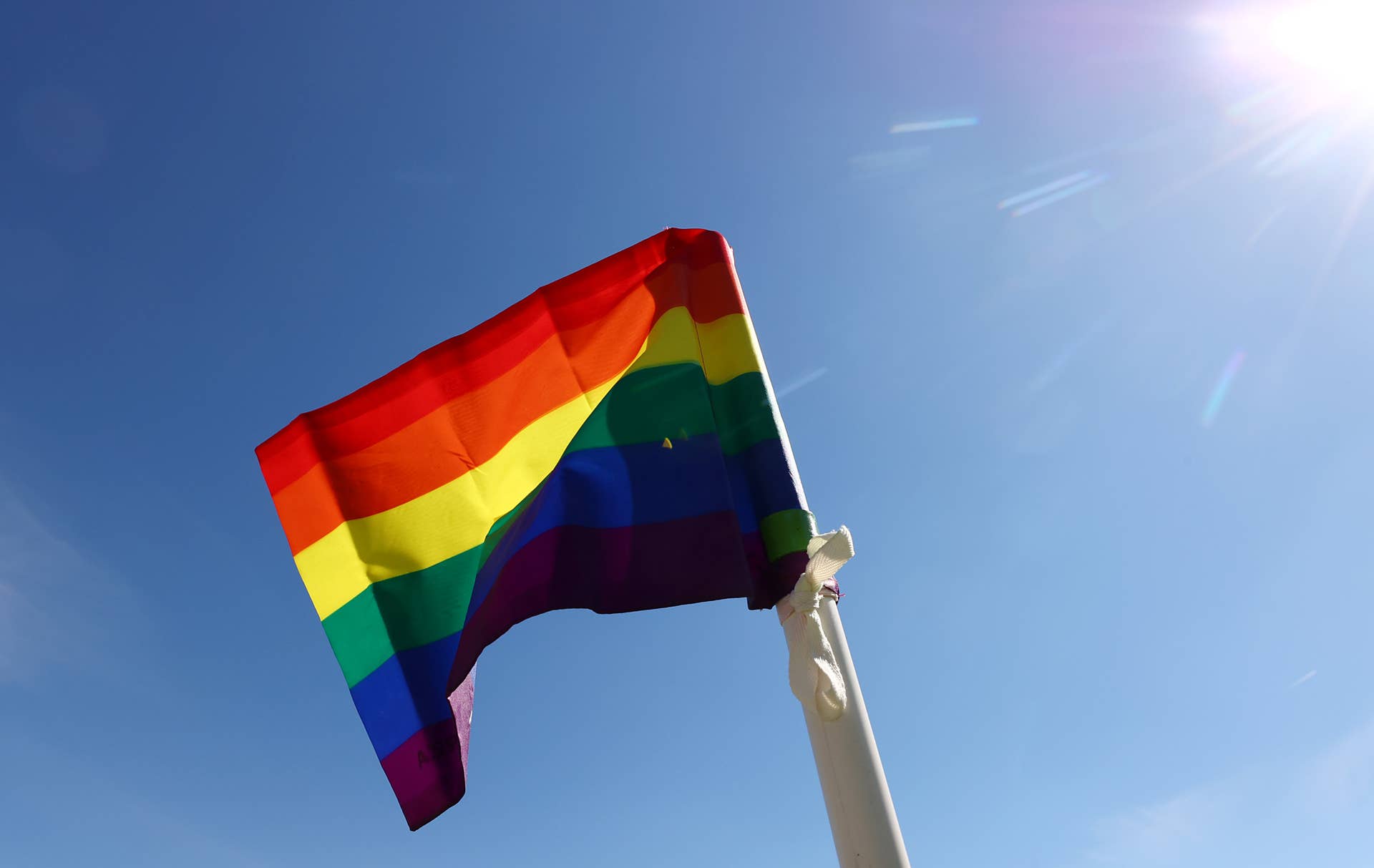 NFL Player Hosting LGBTQ-Friendly Youth Football Camp - The Spun