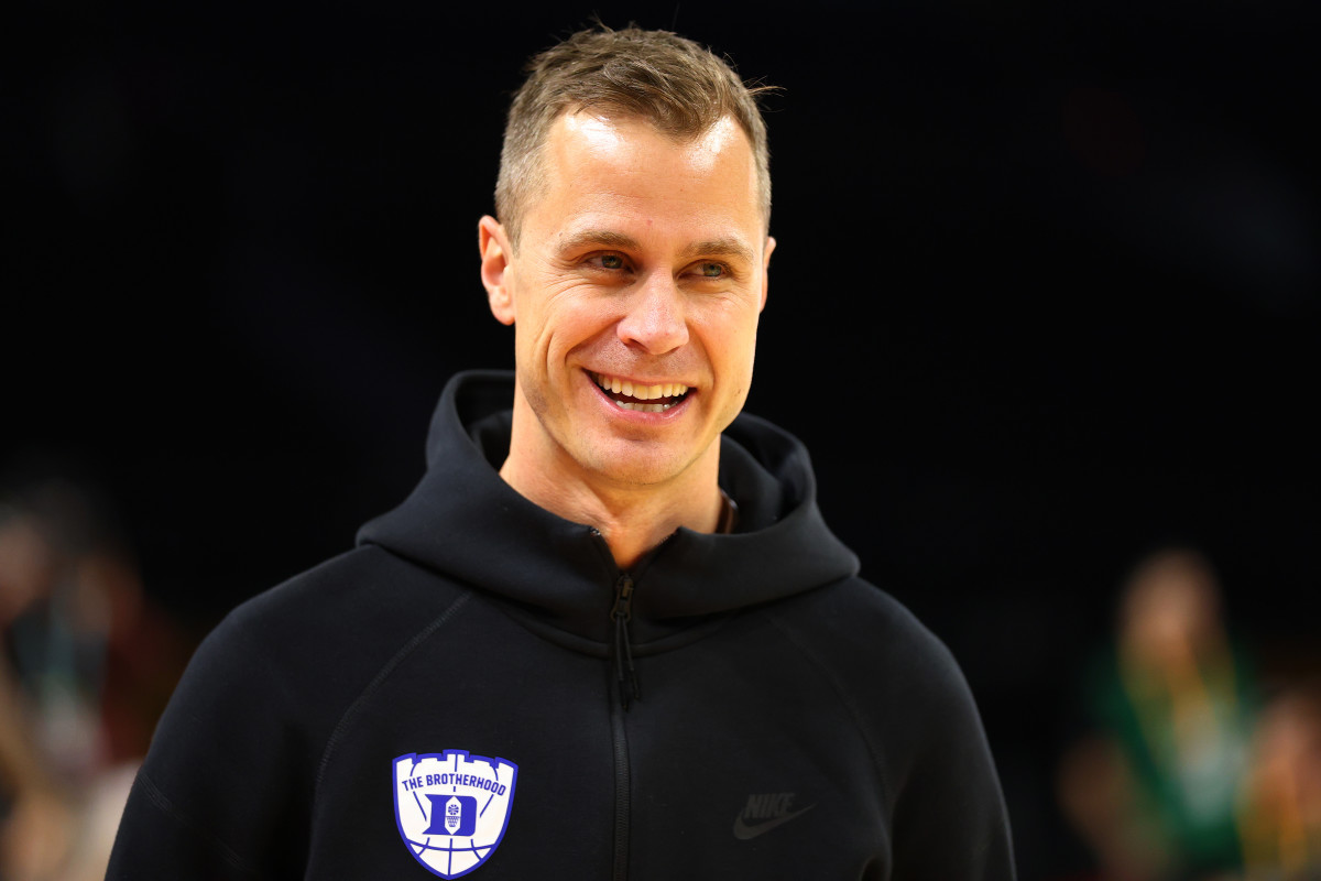Jon Scheyer's Wife Turning Heads During Duke's Final Four Run - The Spun