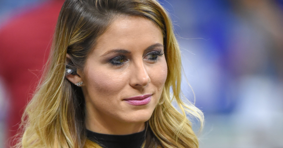 Look: NFL World Reacts To Laura Rutledge's Swimsuit Video - The Spun