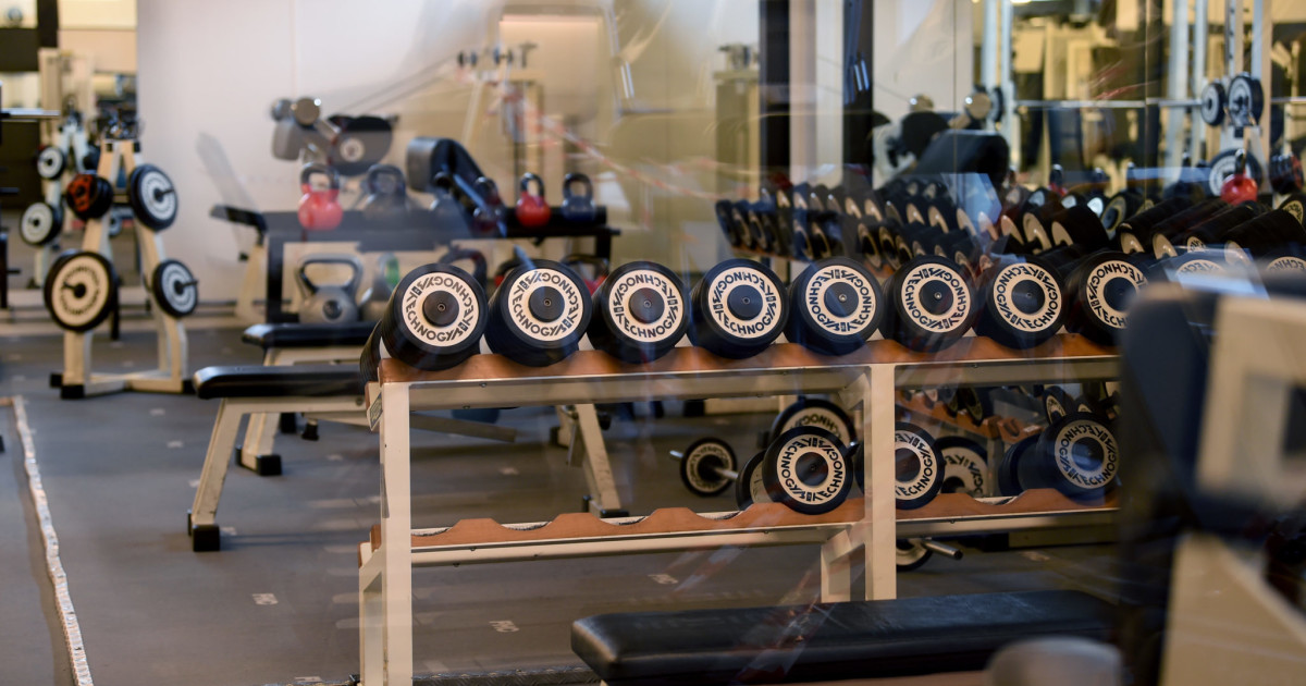 Bodybuilder Dead At 44 After Collapsing Mid-Workout - The Spun