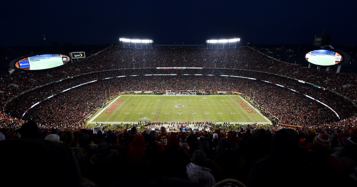 Two Former NFL Head Coaches Dead Before Christmas - The Spun