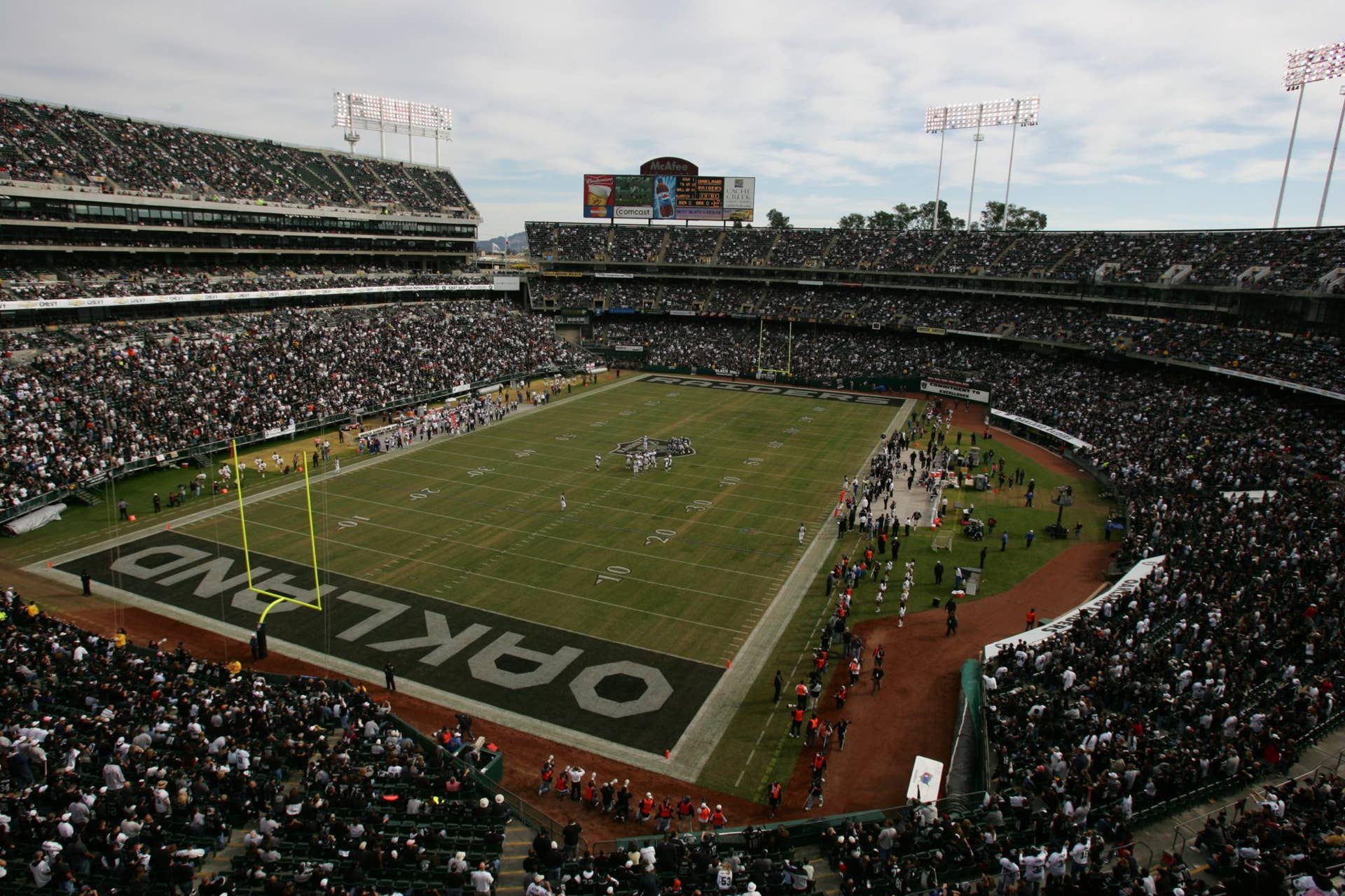 Former Raiders Quarterback Died On Thursday - The Spun