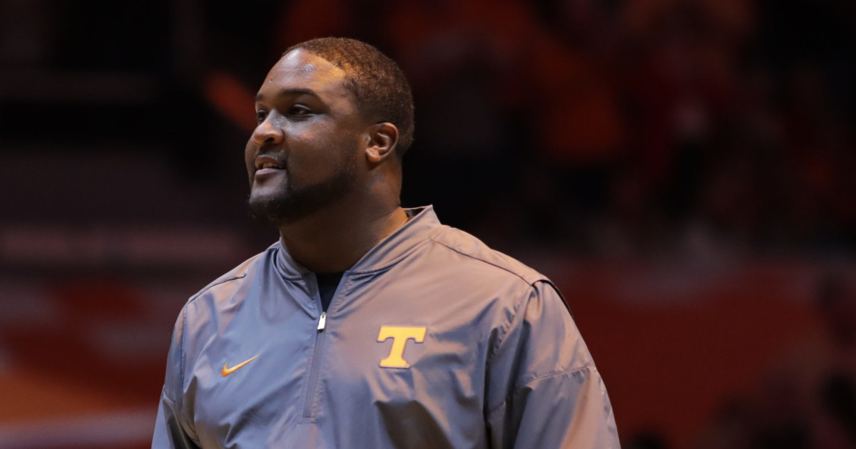 Tee Martin Addresses His Future With Tennessee Football Program - The Spun