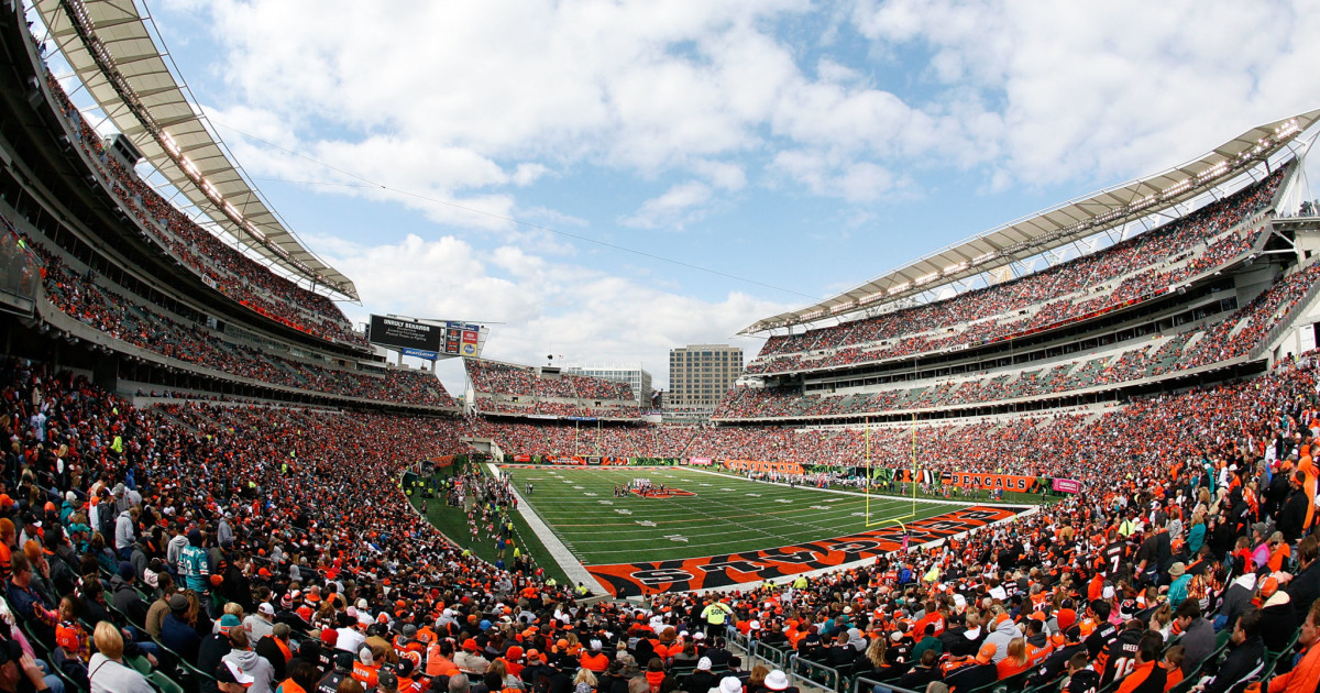 Prayers Pouring In After Longtime NFL Reporter's Wife Dies Suddenly ...