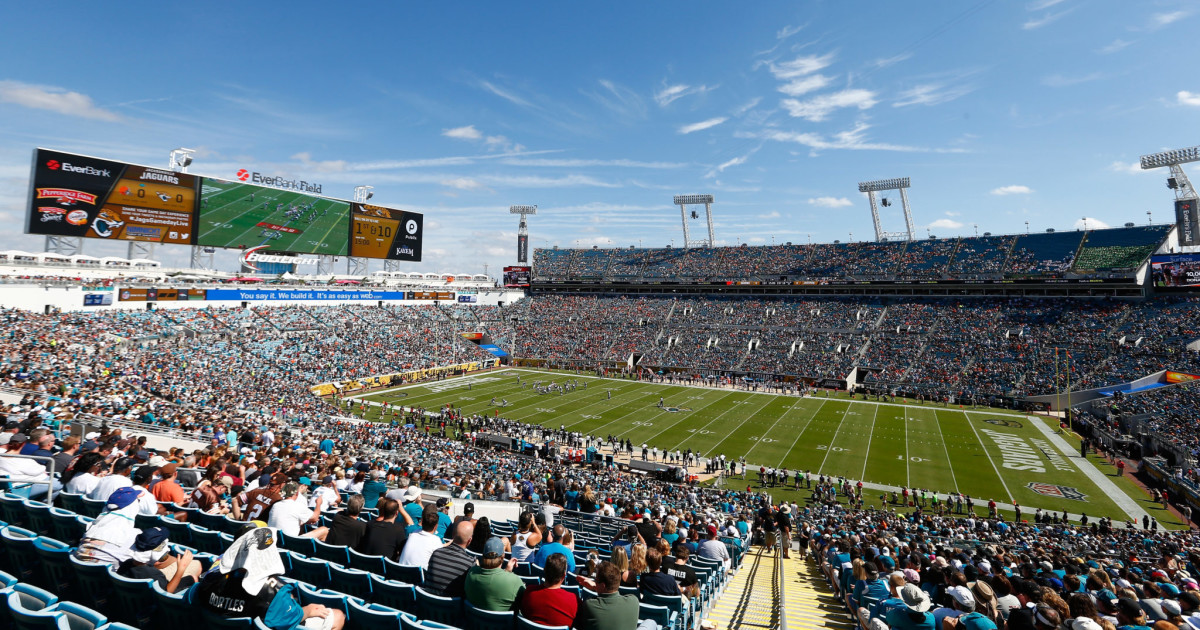 NFL Media Want Reporter 'Banned' From Postgame Press Conferences - The Spun