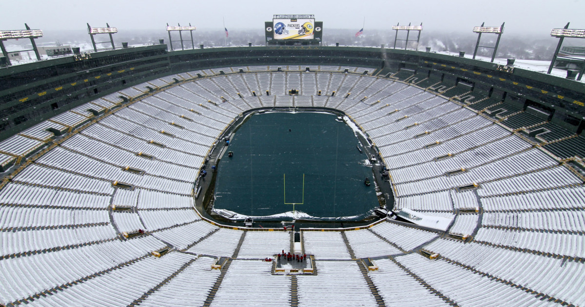 NFL Fans React To Legendary Stadium Being Covered In Snow - The Spun