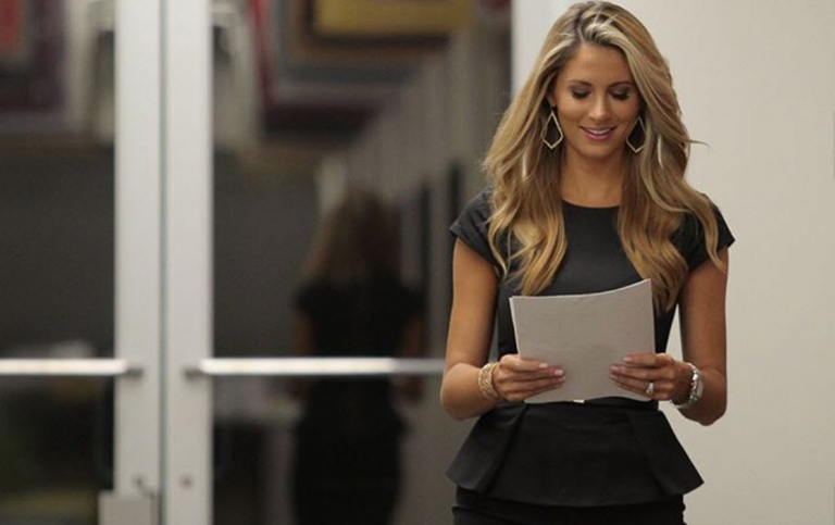 Photos: Meet Laura Rutledge, ESPN's Host At The College World Series ...