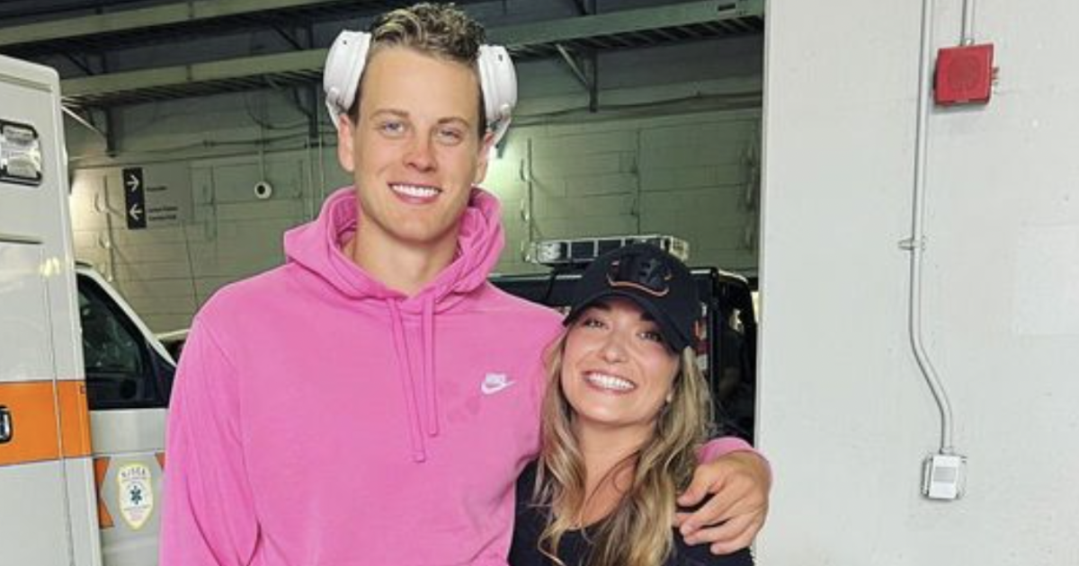 Joe Burrow's Ex-Girlfriend Makes Rare Appearance At NFL Game - The Spun