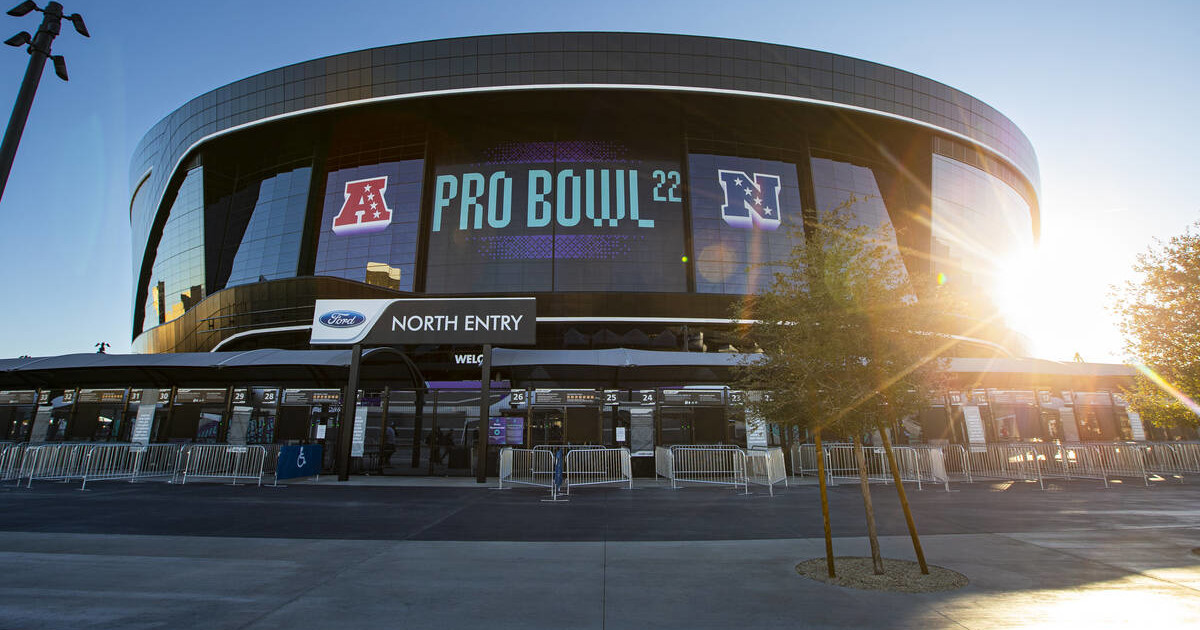 The NFL Announces Its 2026 Pro Bowl Quarterbacks - The Spun