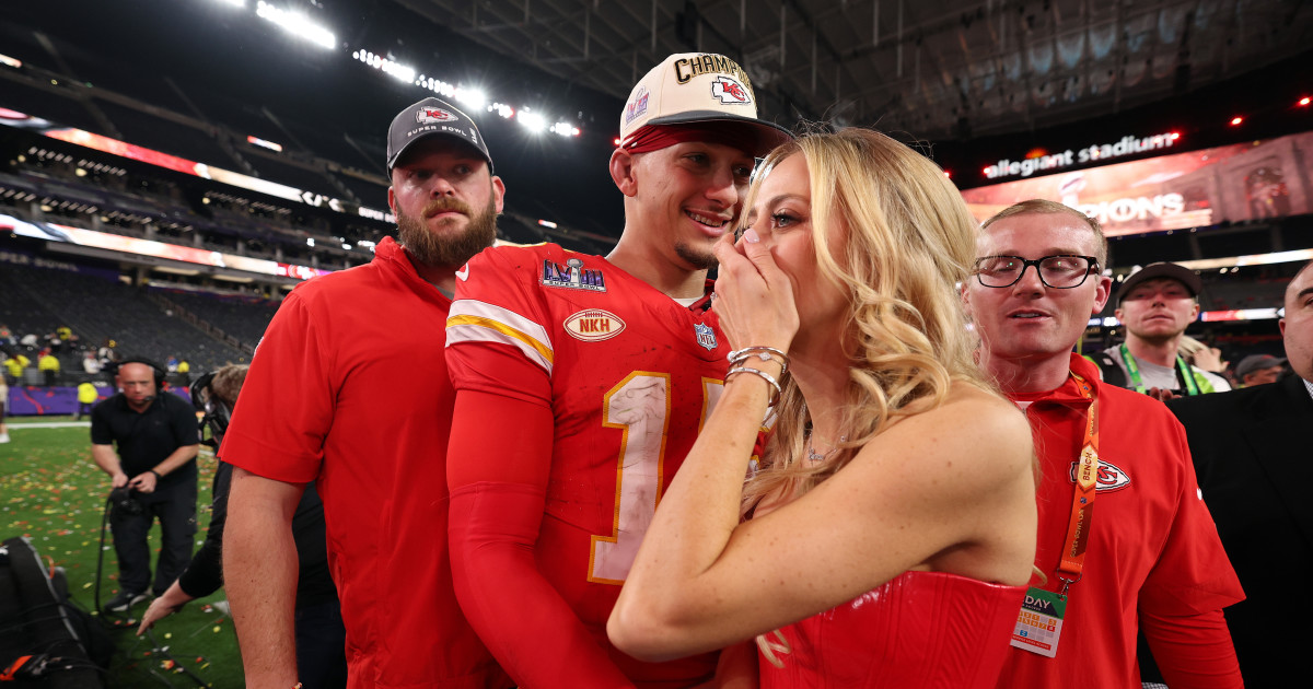 Did Cowboys Star George Pickens Take Shot At Patrick Mahomes' Wife ...