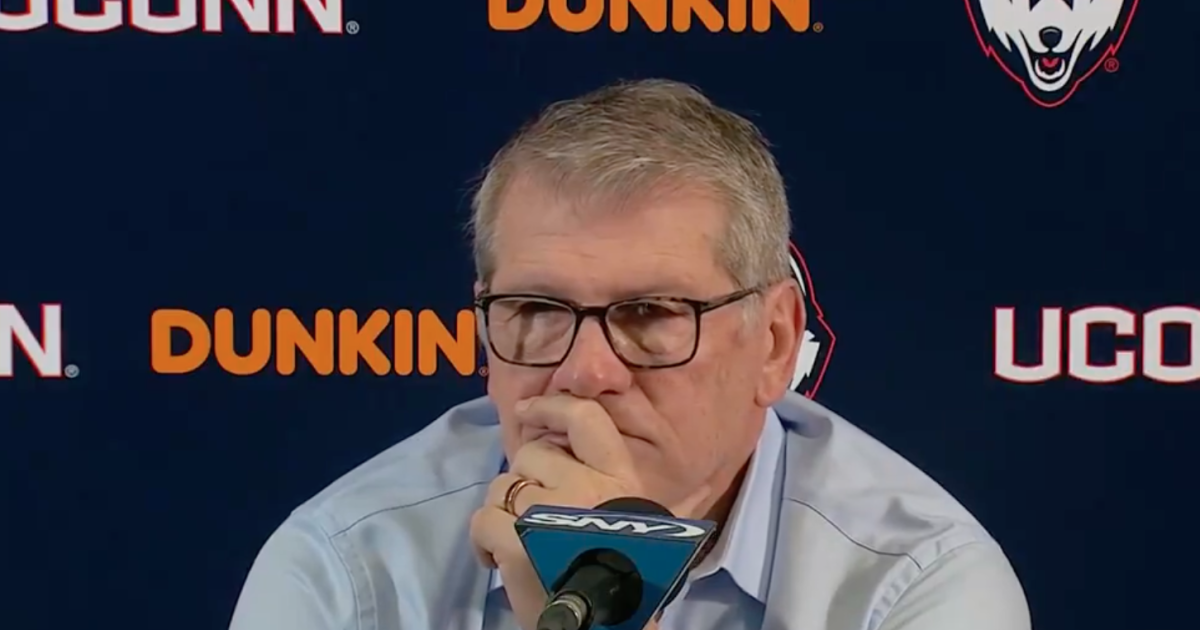 Geno Auriemma Takes Shot At The 2024 WNBA Rookie Class - The Spun