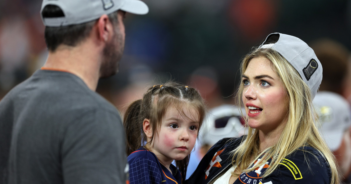 Congratulations Pouring In For Justin Verlander, Kate Upton Saturday - The Spun