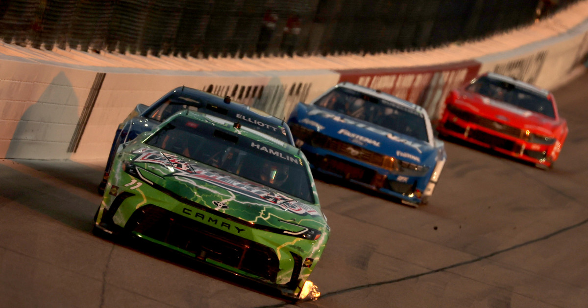 NASCAR Makes Big Announcement For Iowa Race - The Spun