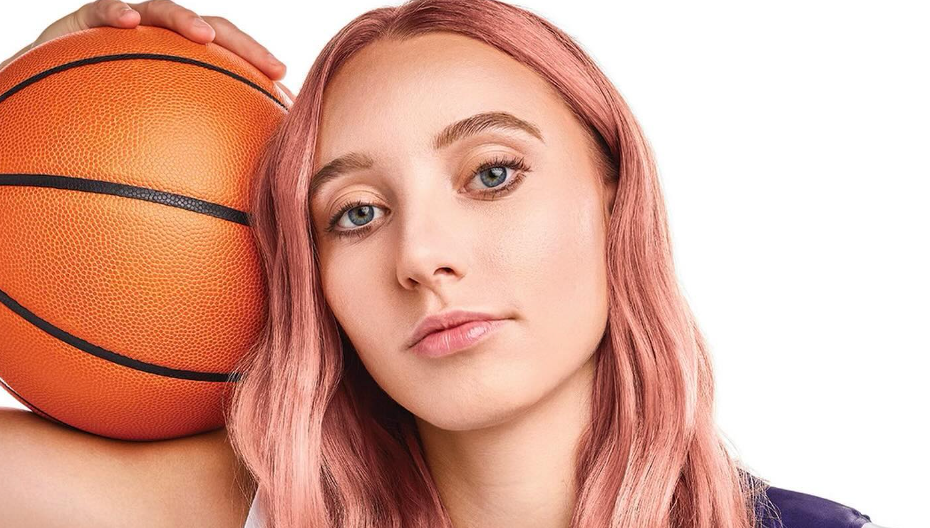 UConn Basketball Star Paige Bueckers Shows Off Drastic Appearance ...