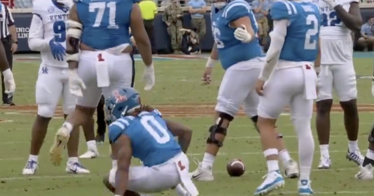 Ole Miss Player Got Caught Faking An Injury Mid-Game vs. Kentucky - The ...