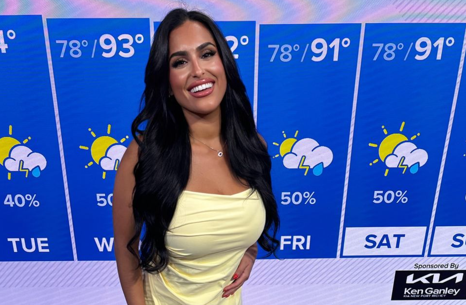 'Stunning' Weather Girl Is Trending Ahead Of Hurricane Milton's Arrival ...